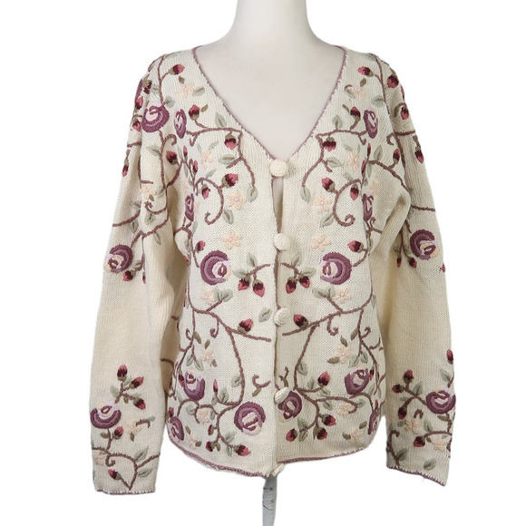 Vintage | Sweaters | Vintage 9s Jennifer Reed Cream Purple Floral ...